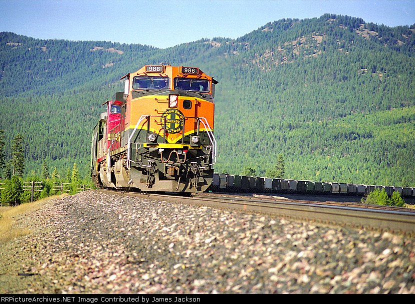 BNSF 986